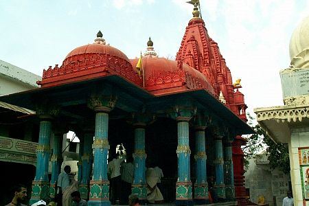 9 Famous Temples in Rajasthan - Geek of Adventure