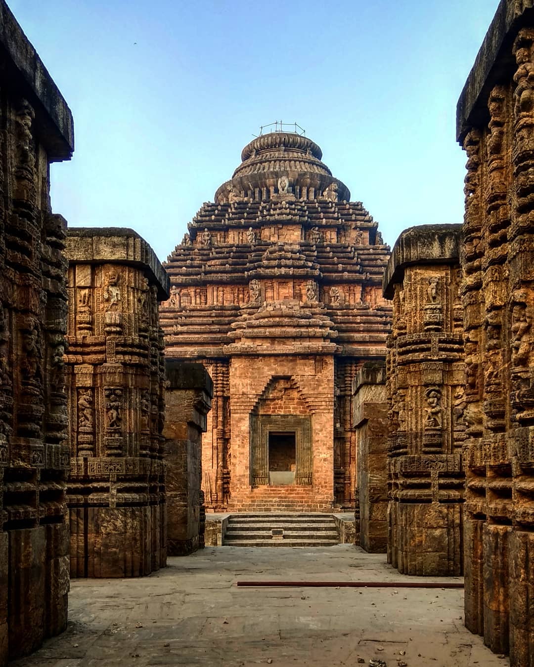 11 MOST FAMOUS TOURIST PLACES IN ODISHA - Geek of Adventure