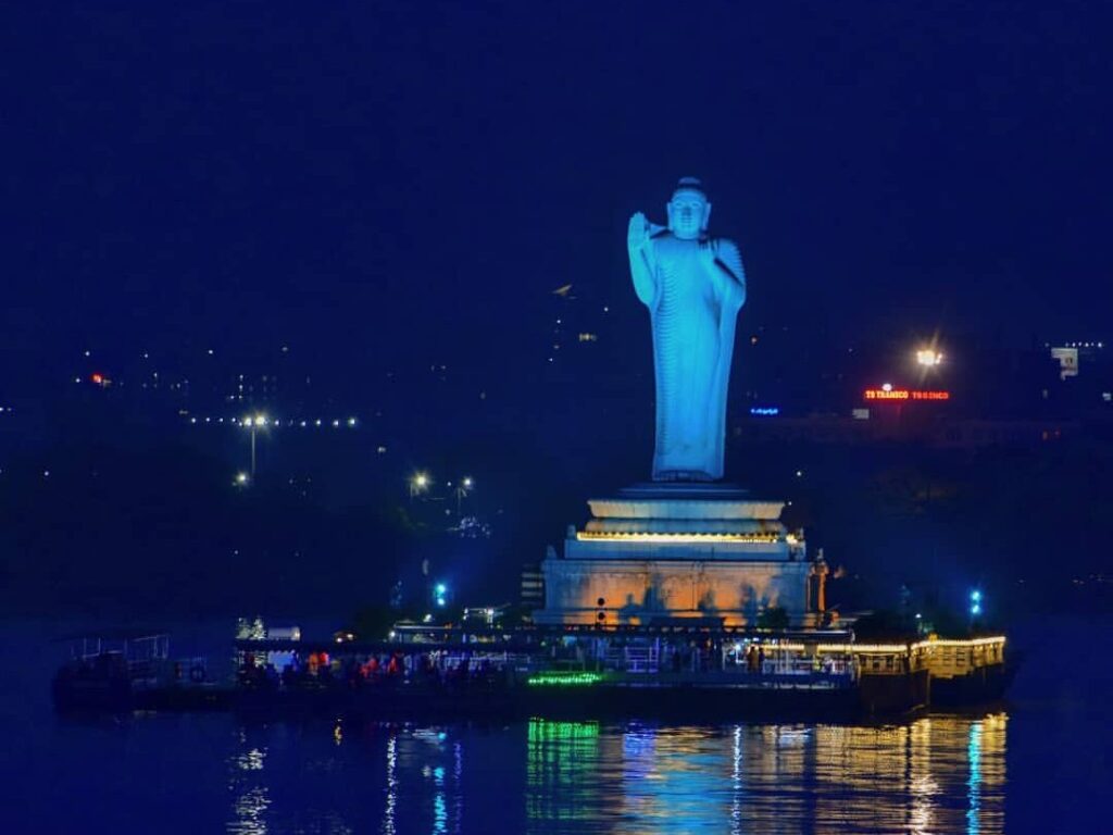 20 Best and Famous Places to Visit In Hyderabad: - Geek of Adventure