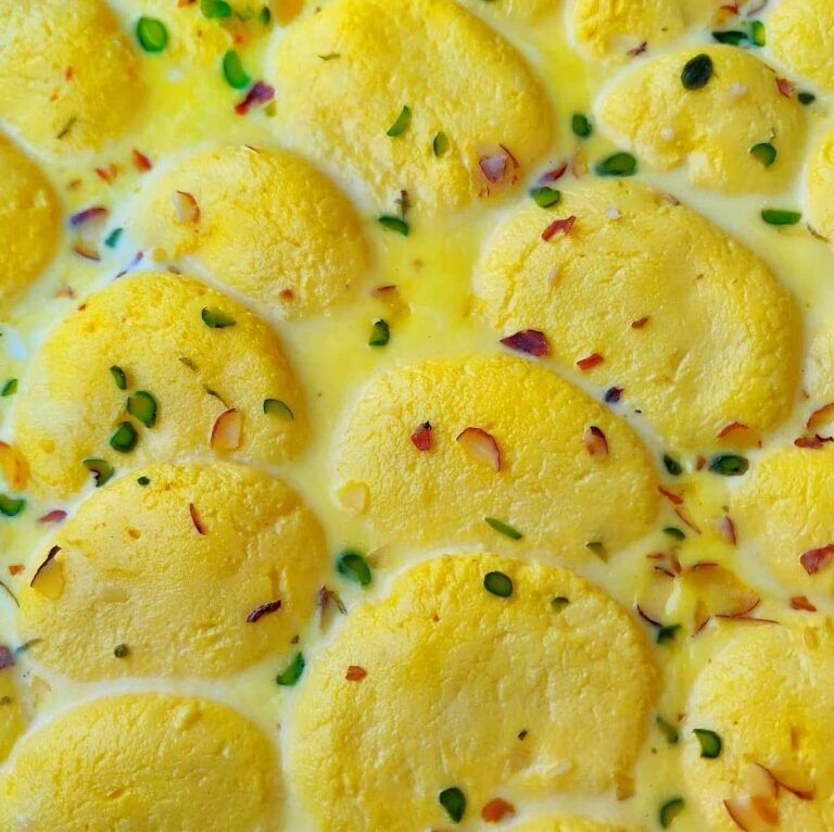 18 Famous Bengali Sweets that you must try once - Geek of Adventure