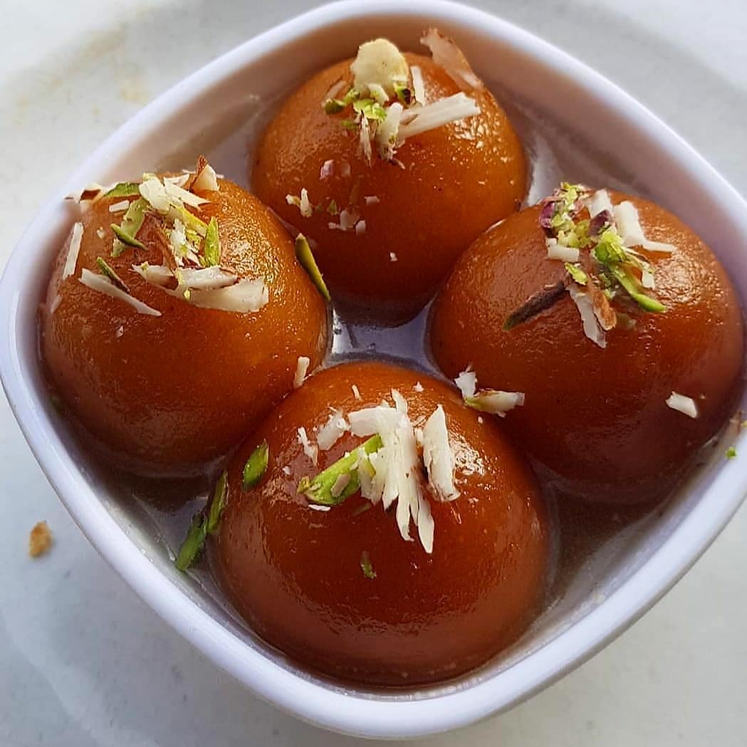 18 Famous Bengali Sweets that you must try once - Geek of Adventure