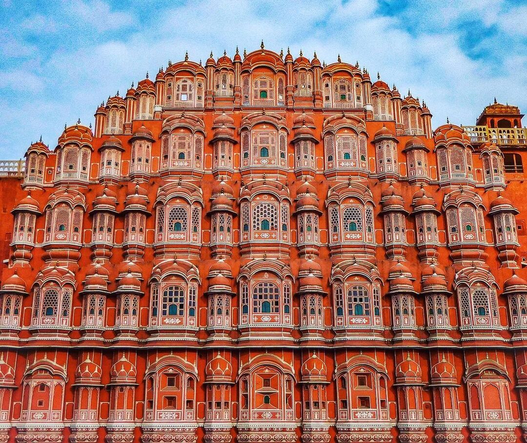 8 Famous Tourist Places to Visit in Rajasthan - Geek of Adventure